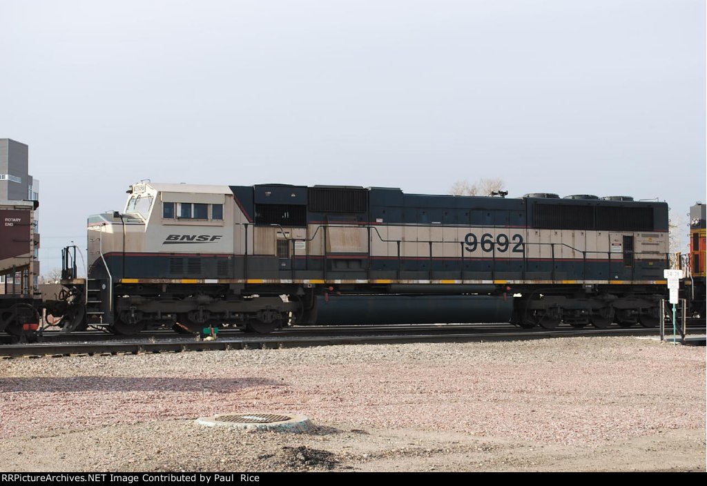 BNSF 9692